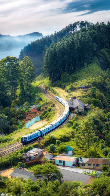 Train, Mountain | Wallpaper 4k